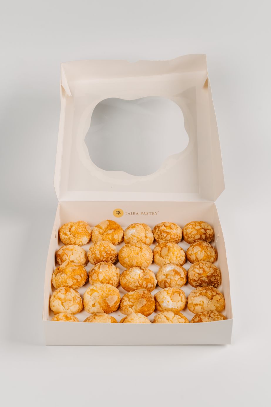 Mini Choux Pastry (25pcs) – Taira Pastry